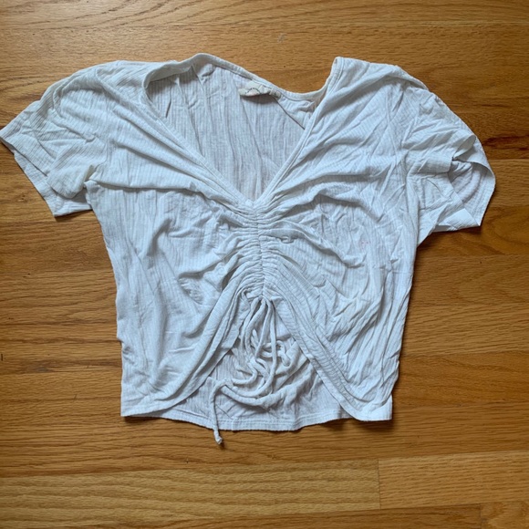 Tops | White Cropped Tee | Poshmark